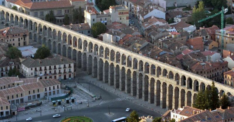 Segovia: 3-Hour Private Walking Tour - Authentic and Engaging