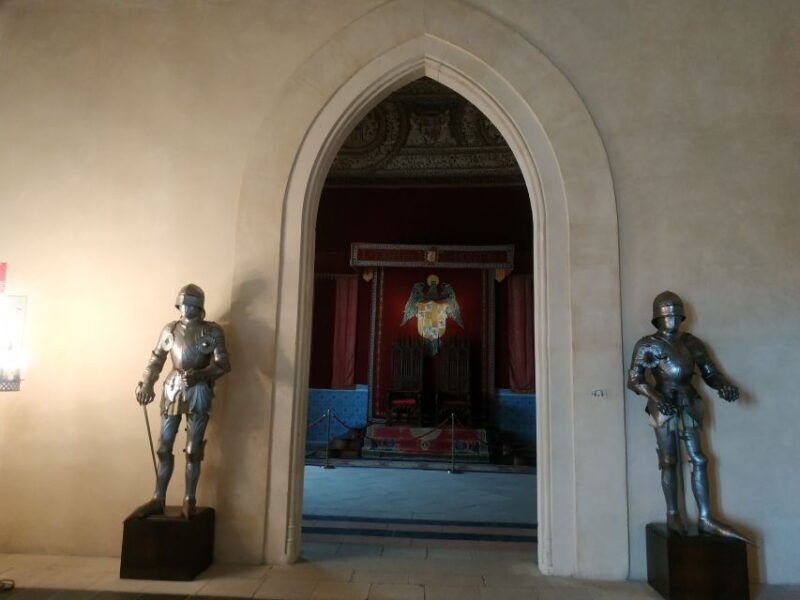 Segovia: Guided Walking Tour with Alcázar Entry - Value for Money and Practical Tips
