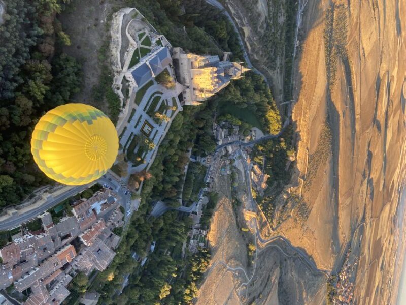 Segovia: Hot Air Balloon Flight with Picnic and Cava - An In-Depth Look at the Experience