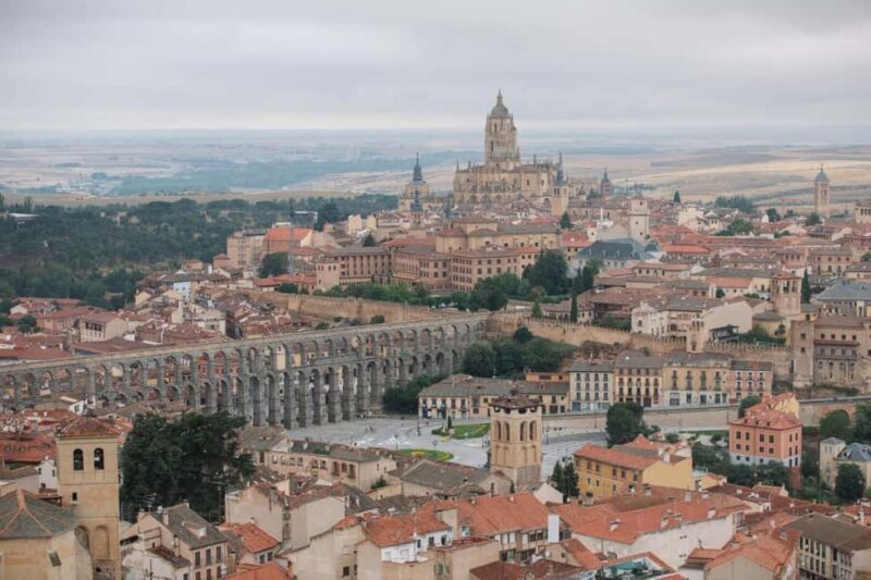 Segovia: Hot-air balloon ride with cava toast - A Thorough Look at the Hot-Air Balloon Experience in Segovia