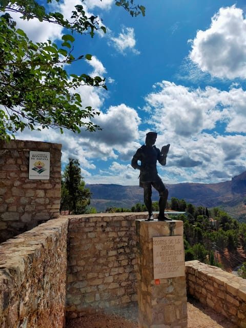 Segura de la Sierra: Highlights Walking Tour - Practicalities and Tips