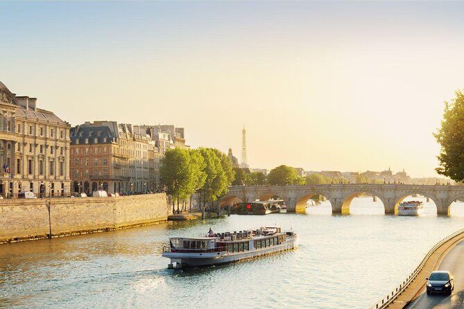 Seine River Cruise flexible ticket with Audio in Paris - 1 Hour - Key Points