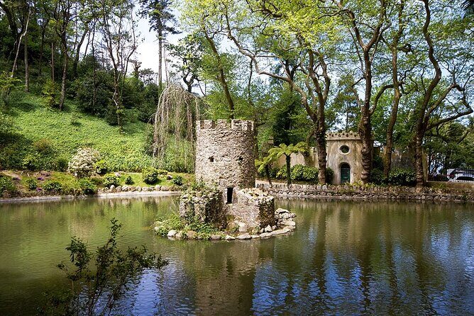 Self-Drive Tour in Sintra - Pena Palace & Moorish Castle - An In-Depth Look at the Self-Drive Experience