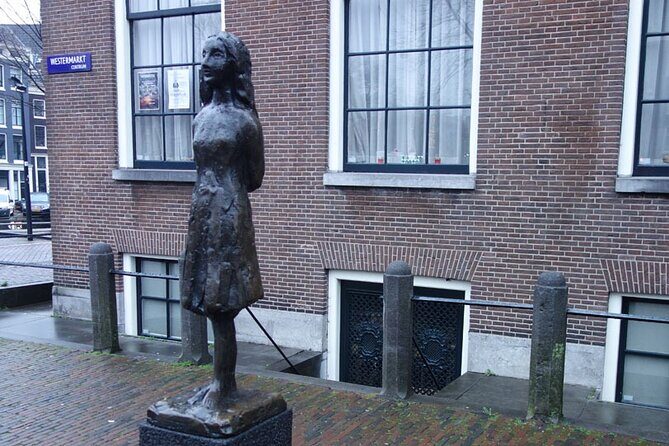 Self-Guided Audio Tour Holocaust Series: The Jewish Quarter - Summary: Why This Tour Is a Valuable Addition to Your Amsterdam Visit