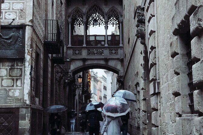Self-Guided Audio Tour - Legends of the Gothic Quarter - A Practical Look at the Self-Guided Audio Tour - Legends of the Gothic Quarter