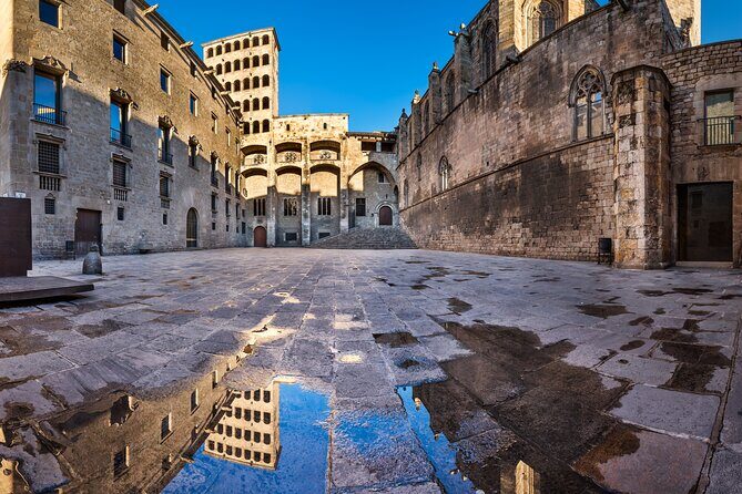 Self-Guided Audio Tour - Legends of the Gothic Quarter - The Sum Up