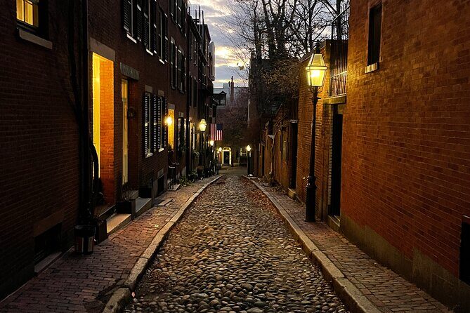 Self-Guided Boston Christmas Tour - A Closer Look at the Self-Guided Boston Christmas Tour