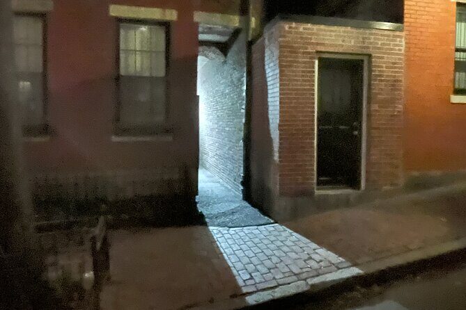 Self-Guided Boston's Beacon Hill Underground Railroad Audio Tour Walking Tour - What Makes This Tour Stand Out