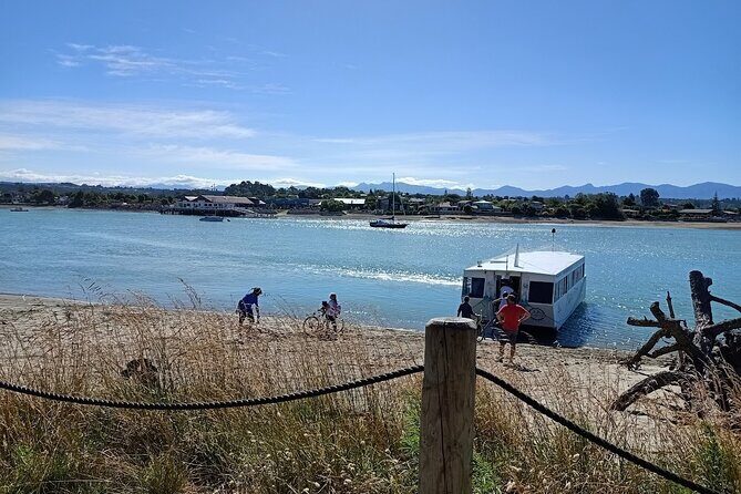 Self-guided E-bike cycle tour with private wine tasting - Overview of the Experience