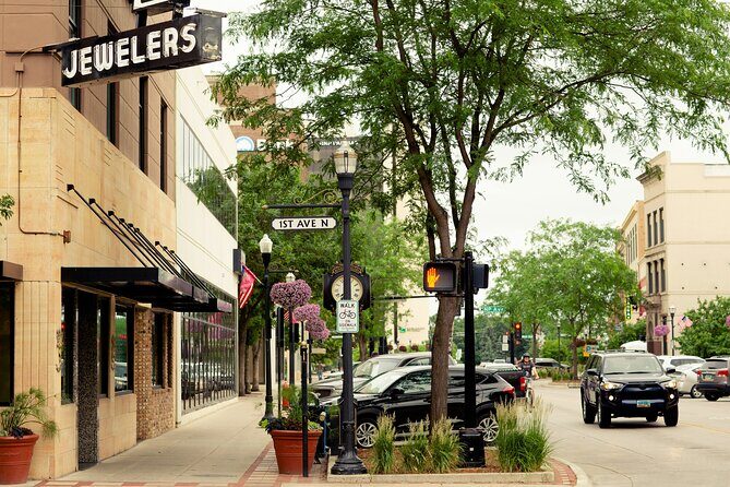 Self-Guided Fargo Scavenger Hunt: Fargo Flourish - Value and Considerations