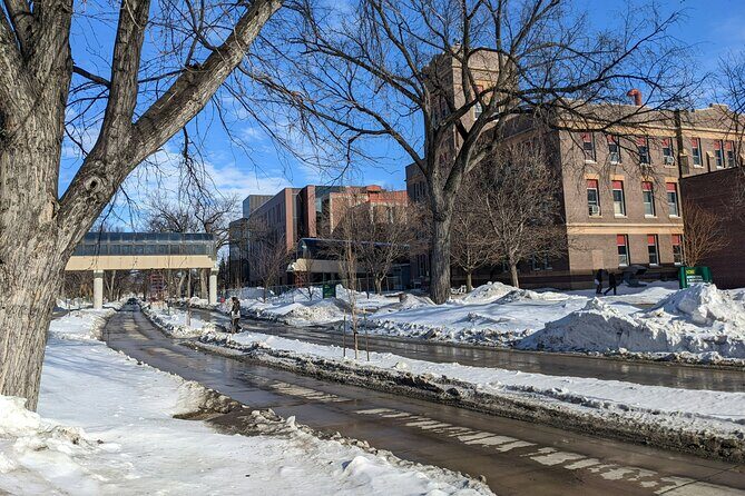 Self-Guided Fargo Scavenger Hunt: Fargo Flourish - Authenticity and Unique Perspectives