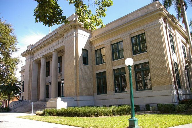 Self-Guided Fort Myers Scavenger Hunt: His Greatest Invention - Practical Tips for Your Adventure