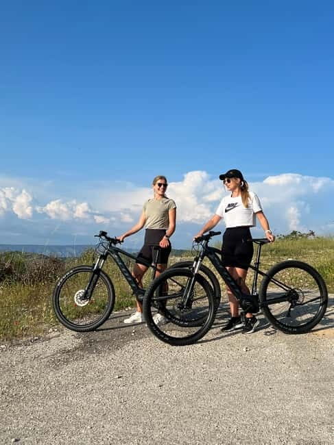 Self-guided mountain bike tour (non-electric) - Discovering Hvar’s Charm on Two Wheels