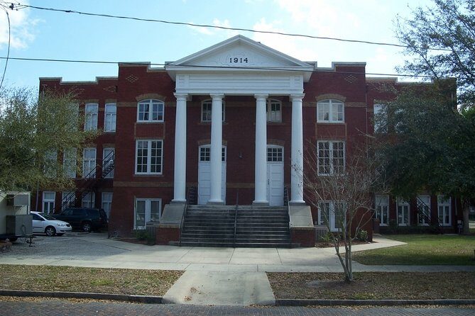 Self Guided Plant City Scavenger Hunt: The Strawberry Capital - Who Will Love This Experience?