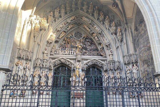 Self-Guided Reading City Tour in Bern - The Price and Value