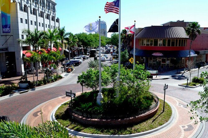 Self-Guided Sarasota Scavenger Hunt: Sarasota Spectacles - What You Can Expect from the Sarasota Spectacles Scavenger Hunt