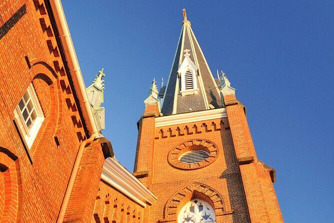 Self-Guided Scavenger Hunt: Annapolis Red Bricks & Blue Views - Exploring Annapolis Through a Self-Guided Lens