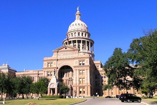 Self-Guided Scavenger Hunt: Austin Capitol Sights & Downtown Gems - How the Tour Feels in Practice