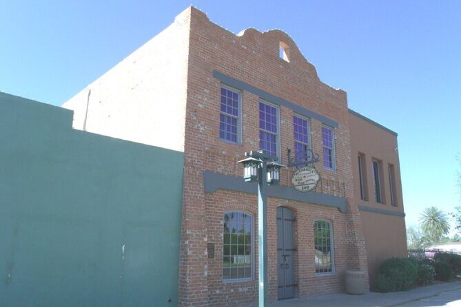 Self-Guided Scavenger Hunt: Chandler Functional Fun in Old Town! - An In-Depth Look at the Chandler Self-Guided Adventure