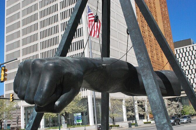 Self-Guided Scavenger Hunt: Detroit Roll Through Motor City - An Engaged Look at the Experience