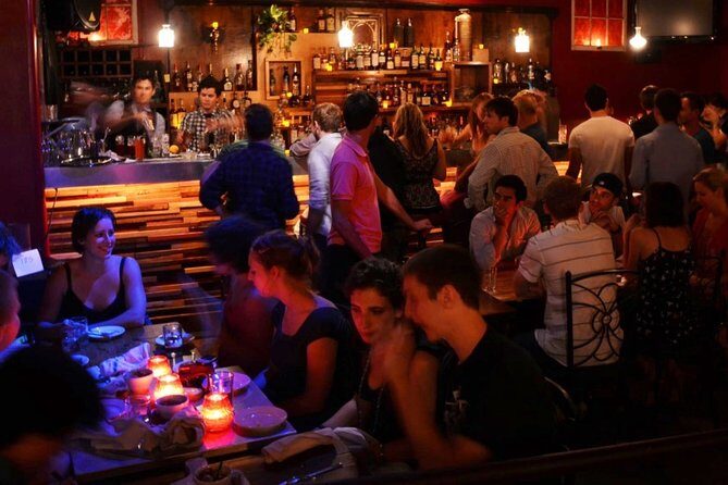 Self-Guided Scavenger Hunt: Sixth Street Spree Austin Bar Crawl - Key Points