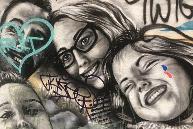 Self-Guided Street Art Tour in Melbourne with Fun Cryptic Clues - An In-Depth Look at the Melbourne Street Art Tour