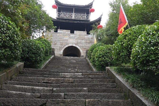 Self-Guided Tour:Southern Great Wall and Furong old Town From Fenghuang - Why This Tour Suits Certain Travelers Best