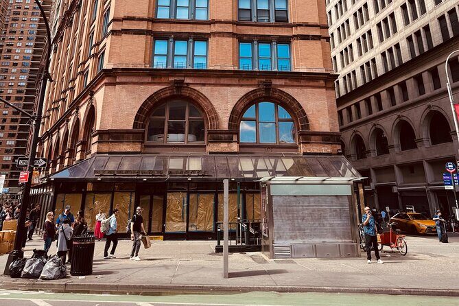Self Guided Walk from New York's East to West Village - The Value in Context
