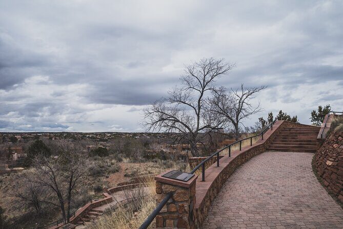 Self-Guided Walking Audio Tour of Historic Santa Fe - The Palace of the Governors and Local Flavors