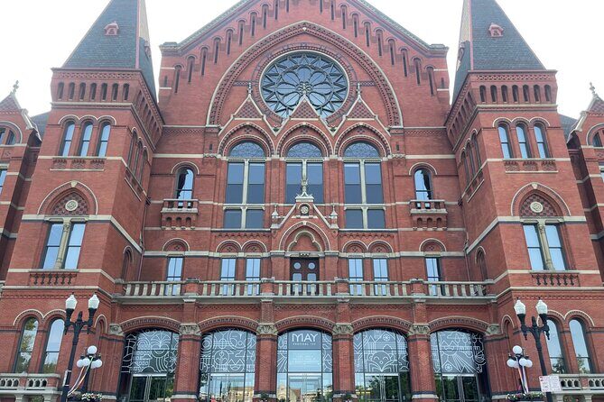 Self Guided Walking Tour of Cincinnati - The Depth of a Self-Guided Tour