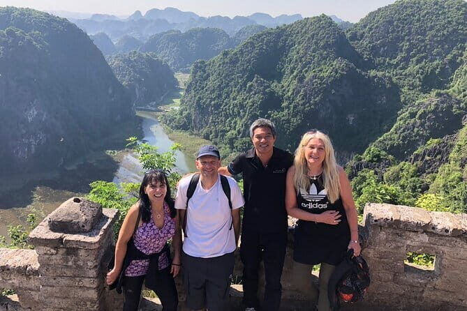 Self-Guided Walking Tour of Hanois Hoàn Kim Lake - FAQs