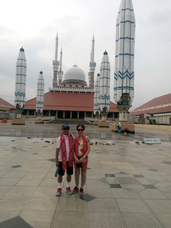 Semarang: Multicultural Highlights Tour - Authenticity and Guides