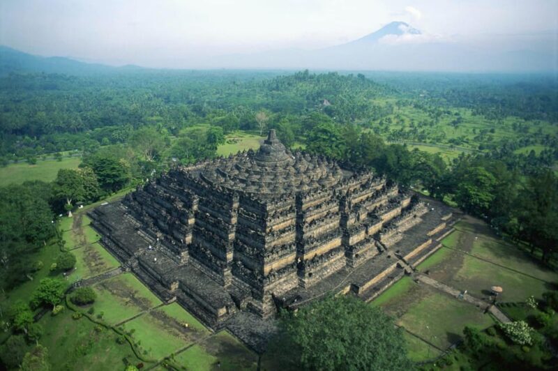 SEMARANG SHORE TOURS: BOROBUDUR TEMPLE EXCURSIONS - Authentic Experiences and Value