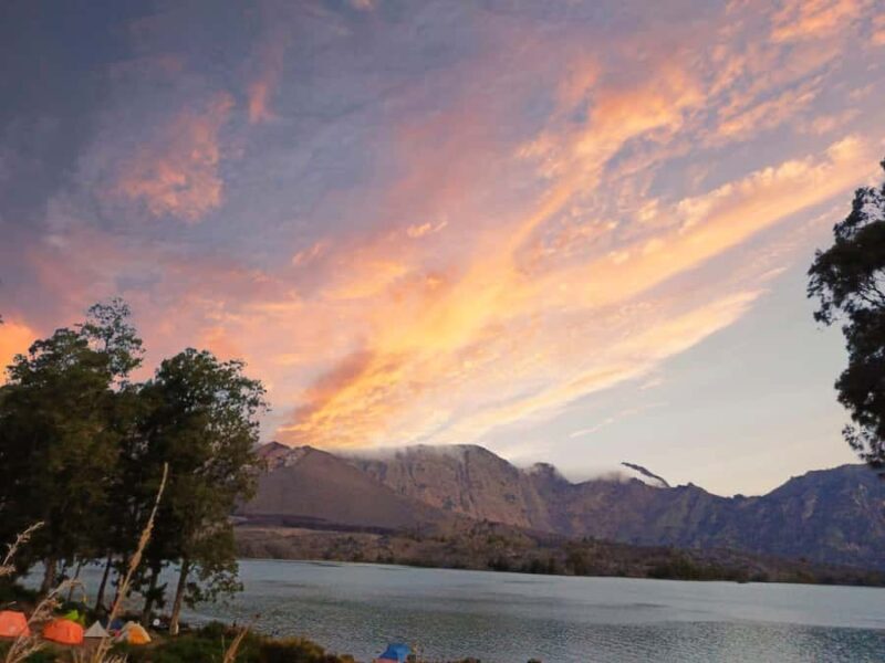 Sembalun,Torean Or Senaru : 3D/2N Mount Rinjani Summit Trek - Key Points