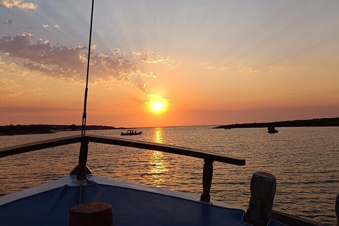 Semi-Private Half Day/Sunset cruise - Key Points