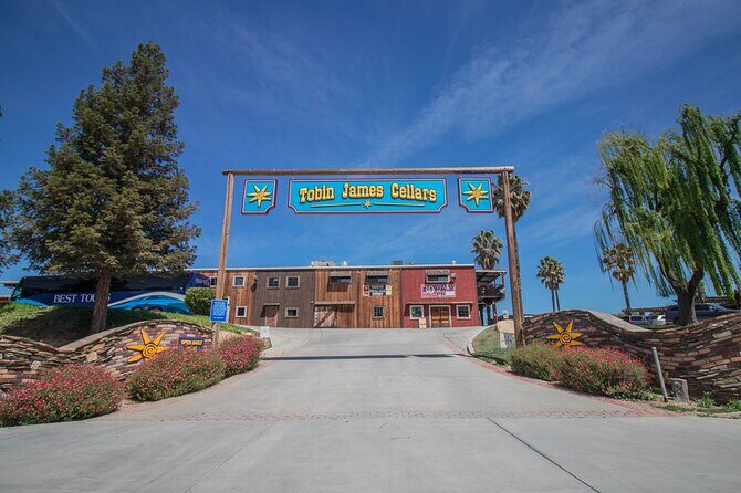 Semi-Private, Modified Hop-On Hop-Off Wine Tour from San Luis Obispo & Pismo - The Sum Up