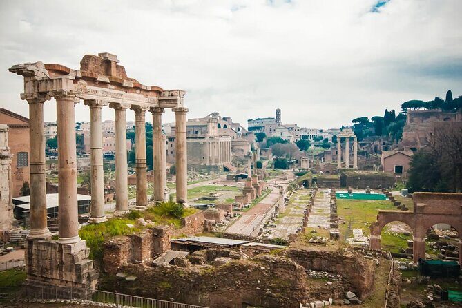Semi-private tour: Colosseum & Ancient Rome VIP - Key Points