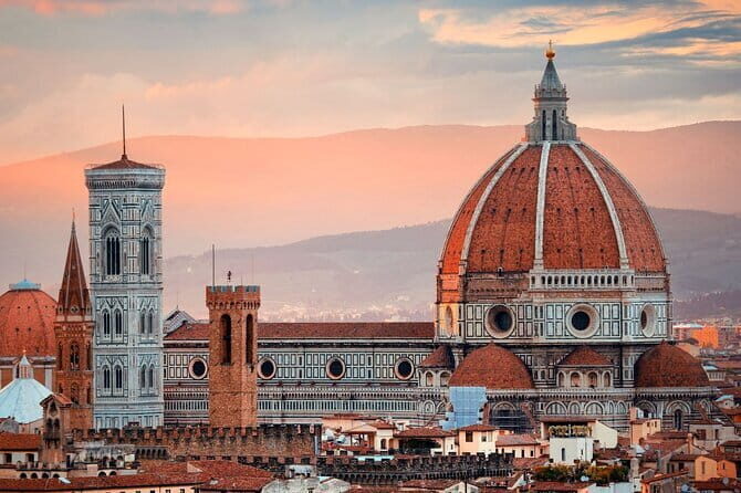 Semi private tour: Guided tour of the Cathedral and entrance to the Dome - Key Points