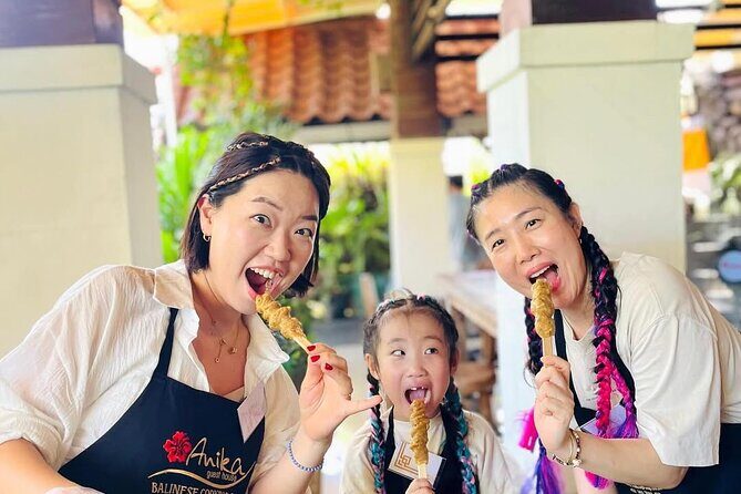 Seminyak Balinese Cooking Class & Market Tour with Free Pick Up - Authentic Experiences and Authentic Flavors