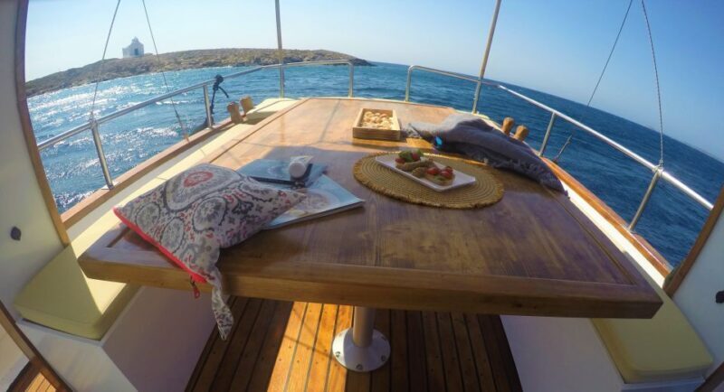 Semiprivate kaiki cruise to Antiparos & Despotiko with lunch - The Practical Side: Value, Logistics, and Considerations