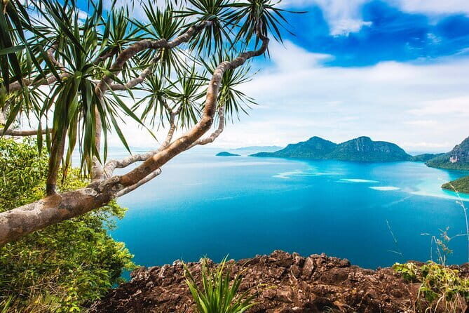 Semporna Hike Bohey 3 Island Snorkel Dive Tour and Lunch - Key Points