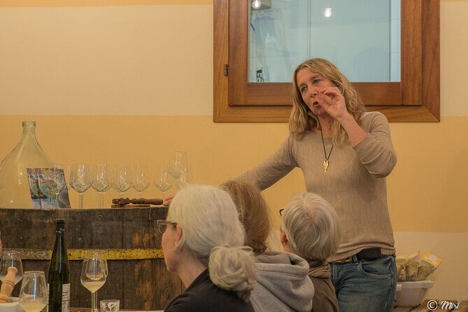 Sensorial wine tasting in Manarola, Cinque terre - The Experience from the Traveler’s Perspective