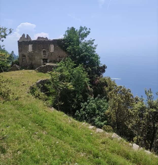 Sentiero degli Dei: Guided trekking on the Amalfi Coast - Introduction: An Authentic and Scenic Trek on the Amalfi Coast