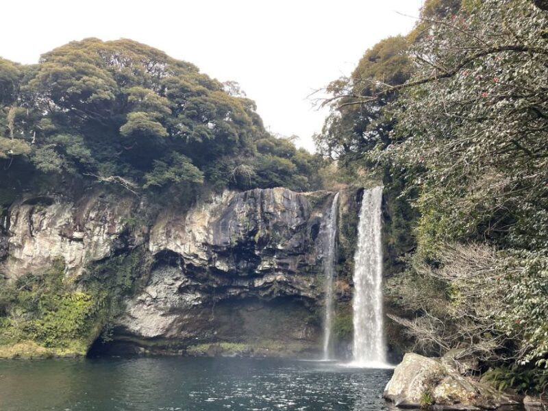 Seogwipo City(in Jeju Island) Walking Tours with Sunset - Cheonjiyeon Waterfall