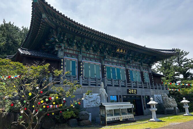 Seogwipo (The Southern City of Jeju) Jungmun Area Walking Tour - The Sum Up: Why This Tour is a Great Choice