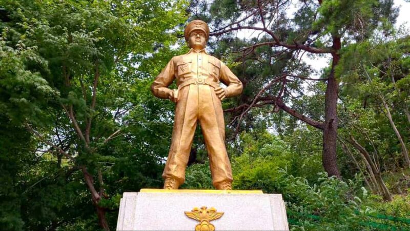 Seoul: Buam-dong Walking Tour with Parasite Filming Site - Key Points