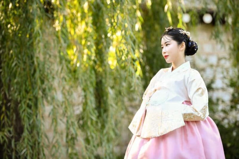 Seoul: Changdeokgung Hanbok Experience at Hanboknam - Key Points