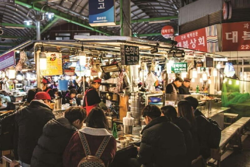 Seoul : Changgyeonggung & Gwangjang Market & Naksan Park - Who Is This Tour Best For?