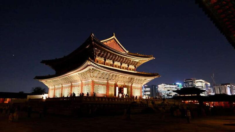 Seoul: Customized Private Walking Tour with a Local Guide - Key Points