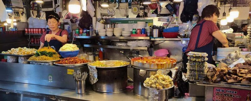 Seoul Day Tour: Gyeongbok Palace, Bukchon, Gwangjang Market - FAQ